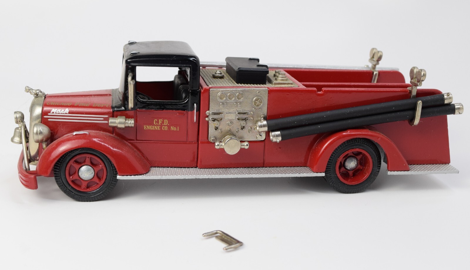 ASHTON MODELS MACK CLOSED CAB CHICAGO FIRE DEPT #1 TRUCK DIECAST MODEL ...