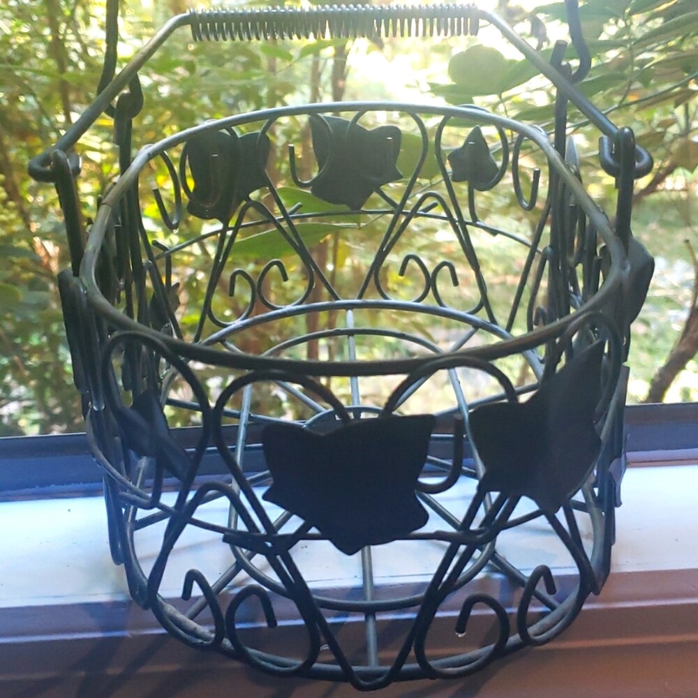 Wrought Iron Basket Tree Longaberger Tinsel Tree Trimming Baskets With