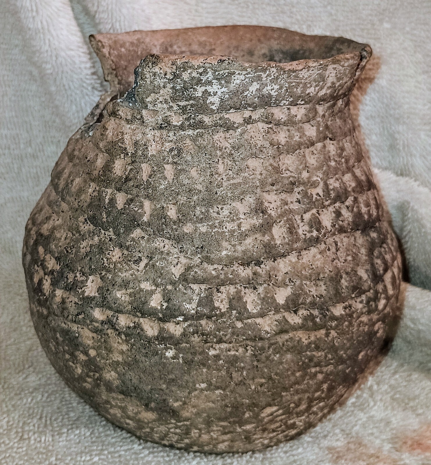 Prehistoric Anasazi Tusayan Gray Ware Corrugated Pot Circa 1250-1660 AD ...