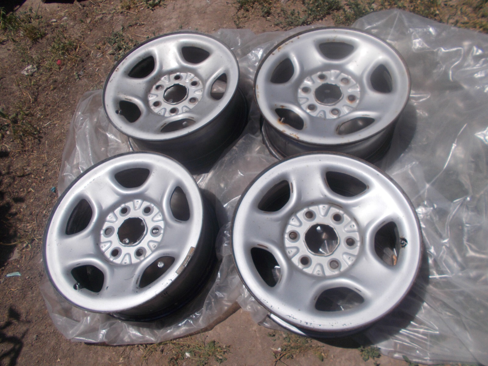 Chevrolet / GMC Truck Van OEM 8 Lug 16 x 6.5 Steel Wheel Rim Chevy 2500 ...