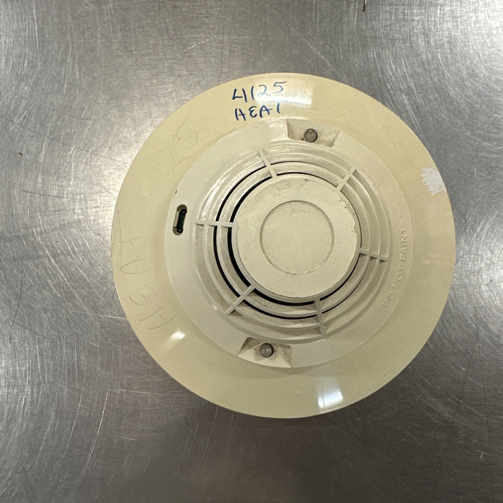 System Sensor B501 Detector Base 200 SRS Std Plug-In Intel 2-Wire 4 ...