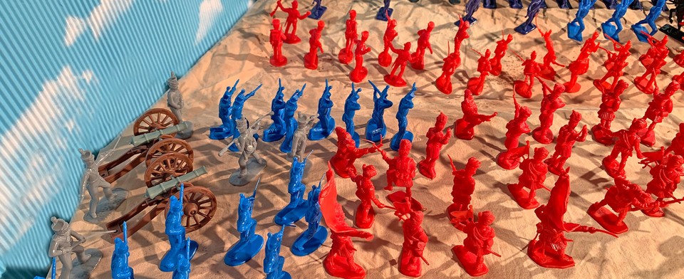 Napoleonic Battle of Waterloo Playset #2 - Attack on the Ridge 54mm Toy ...