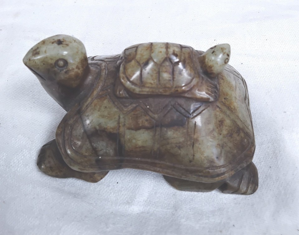 Vintage Nephrite Jade Tortoise Figurine with Baby Turtle Ornament - B20 ...
