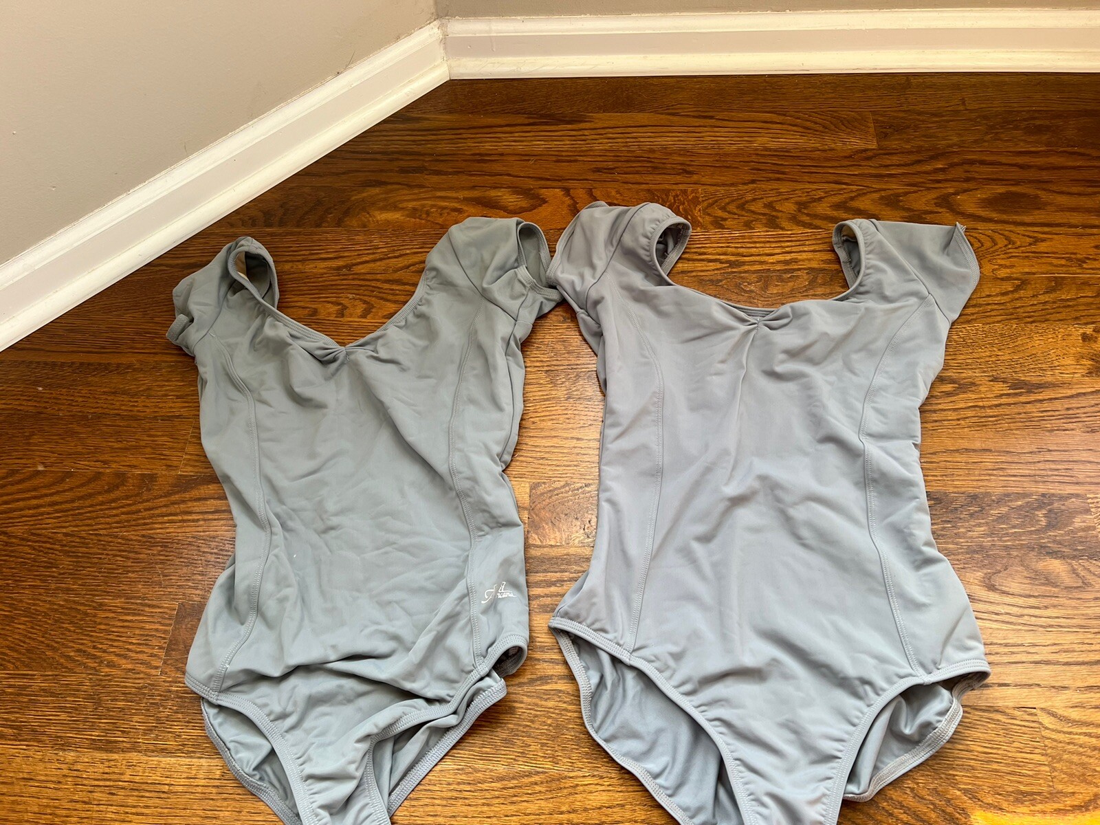 Women’s Dance Leotard Adult Medium Gray Lot Of 5 - Gem