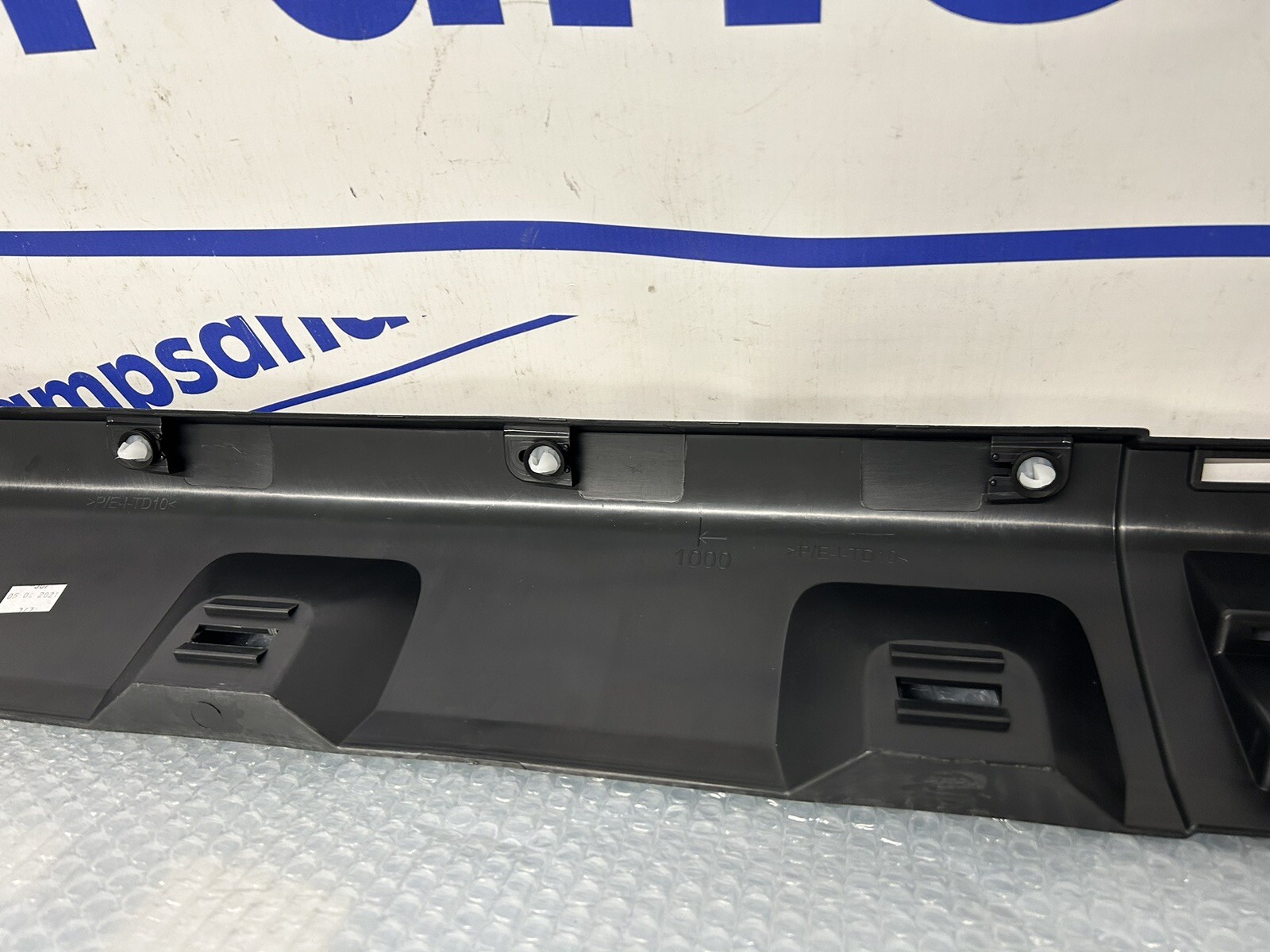 Dacia Sandero Stepway 2019 Driver Side Sill Trim 764260776R for sale ...
