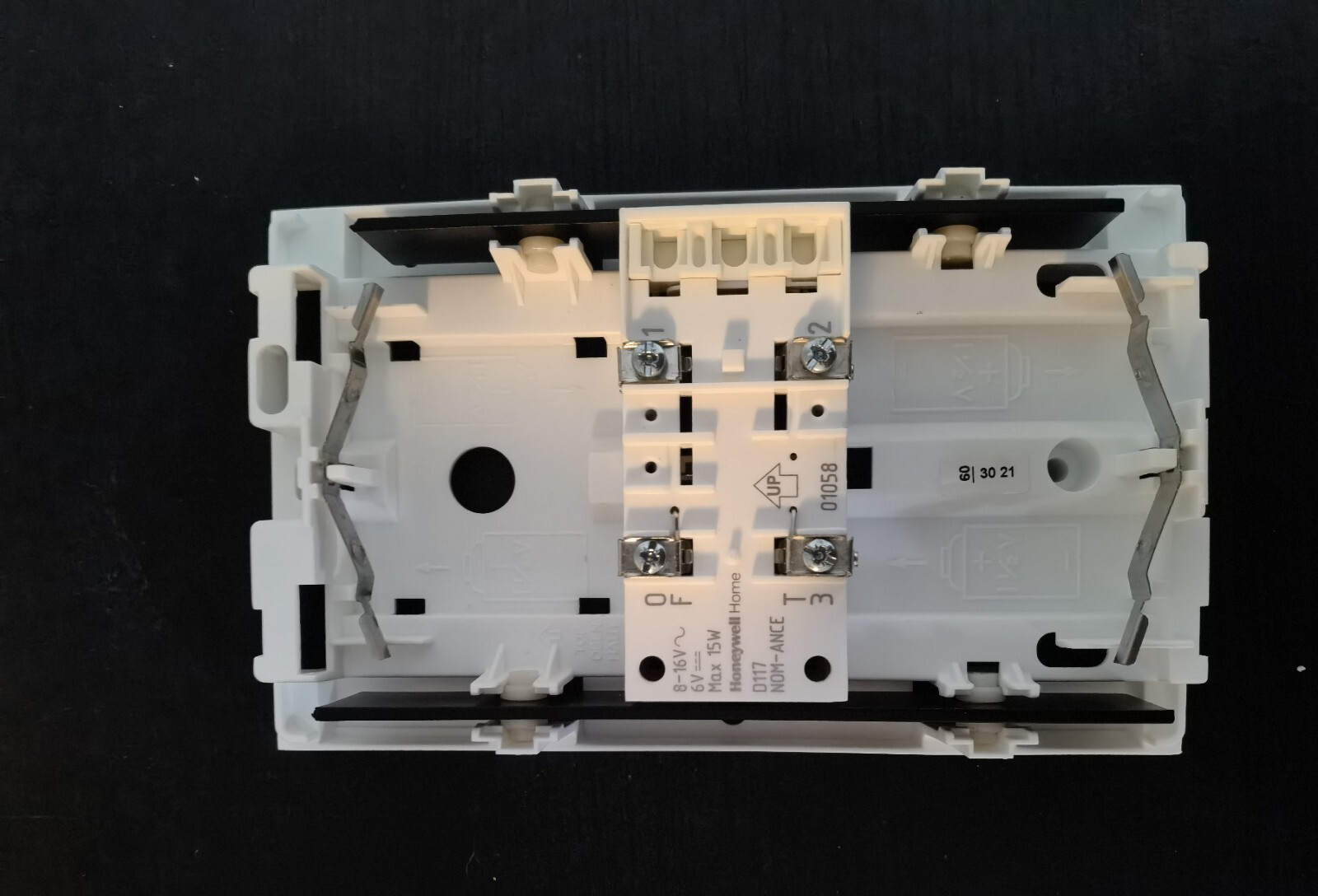 Honeywell Home Ding Dong Classic Wired Doorbell White D117 | eBay