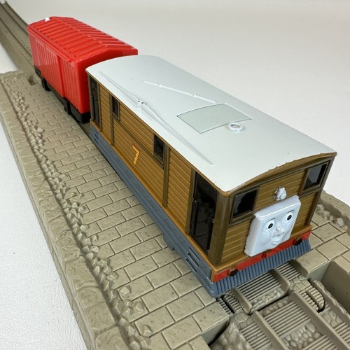 2013 Thomas & Friends Trackmaster Talking TOBY Motorized Train Engine ...
