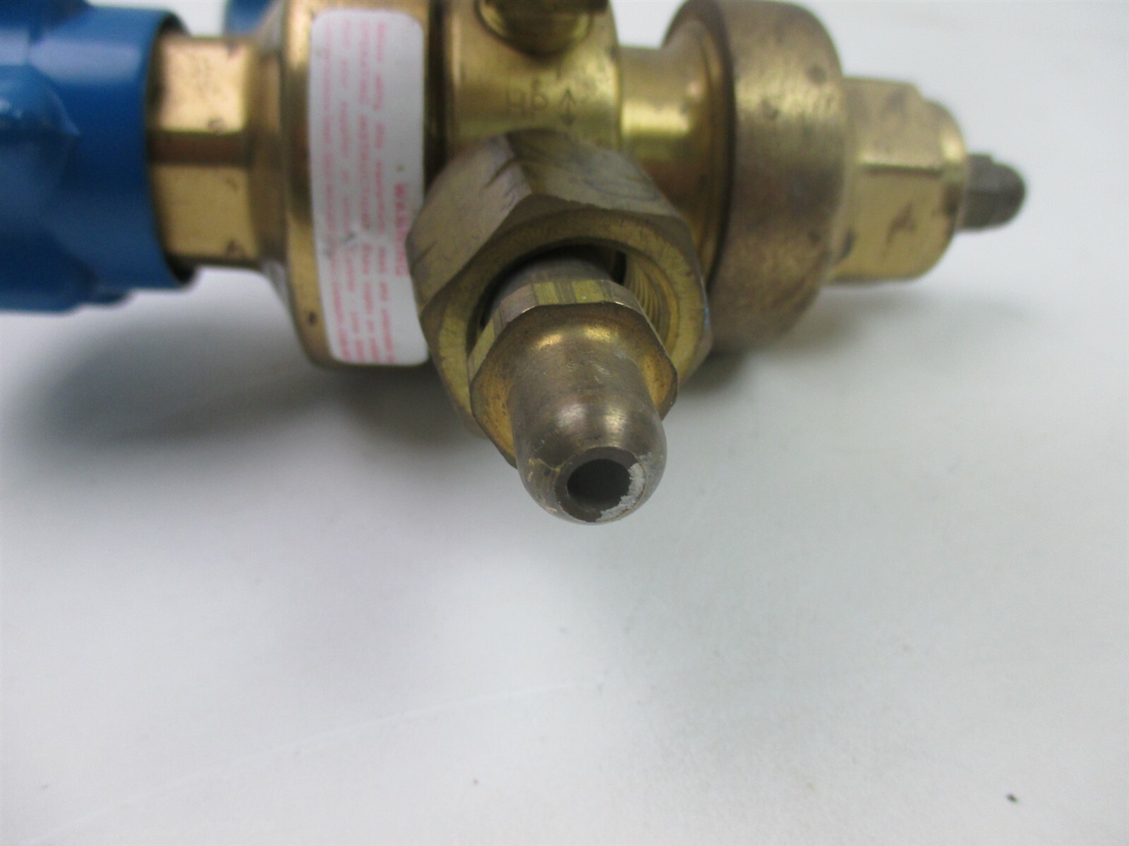 Union Carbide Gas Regulator Linde Specialty Gases with USG 0-4000 PSI ...