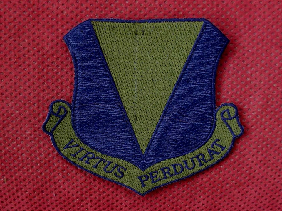 UNITED STATES - US ARMY - 86 AW COMMAND SHIELD GERMANY - SLEEVE PATCH ...