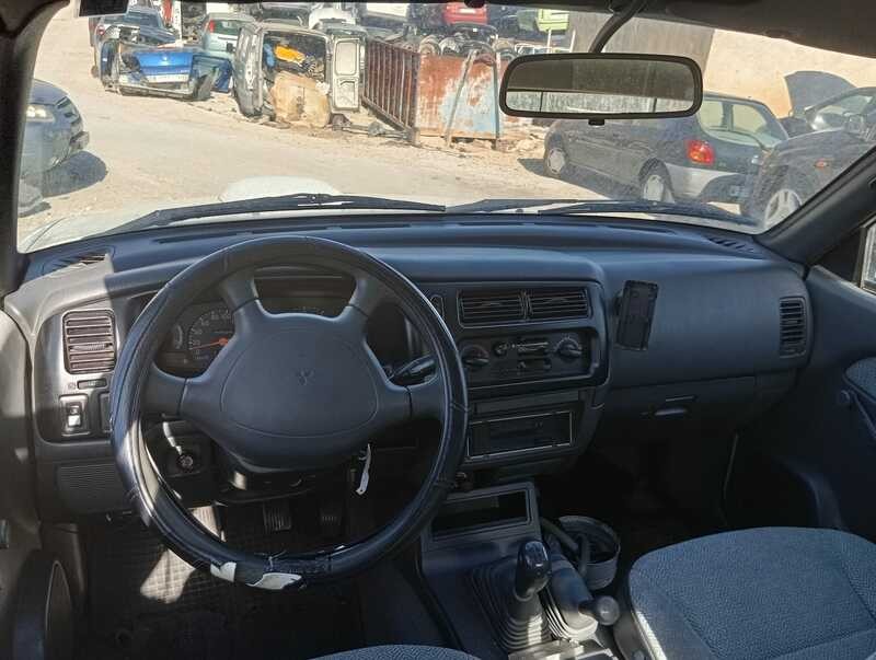 front left window lift mechanism Mitsubishi L 200 K6 7 2500 TD 2000 ...