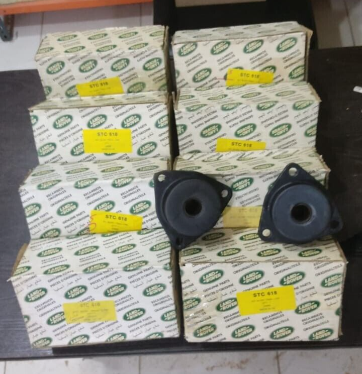 Lot of 9 Pair Holders Rods Suspensions Rear Land Rover Defender 90 110 ...