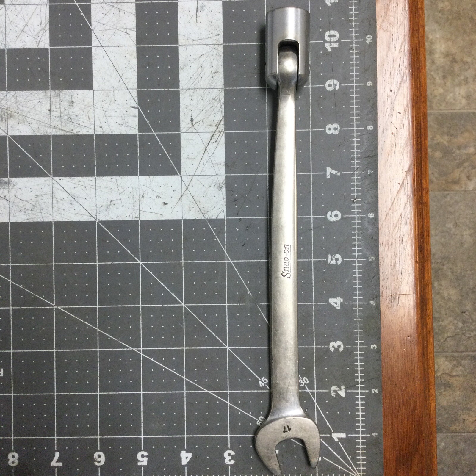 Snap On - FHOM17 - Metric 17mm Combination Flex Head Socket - Open End ...