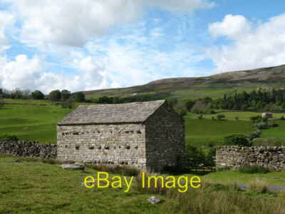 Photo 6x4 Stone Barn, Swaledale. Healaugh/SE0199 Typical dales barn ...