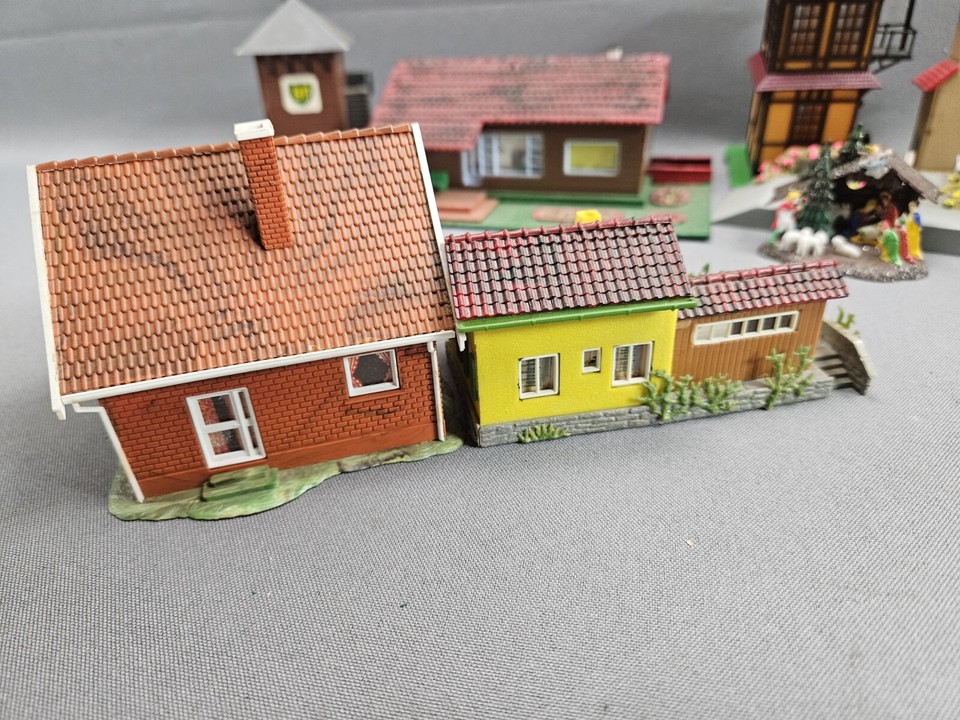 Lot of 12 Faller, Heljan Hoffman HO Scale Buildings Vintage Various ...