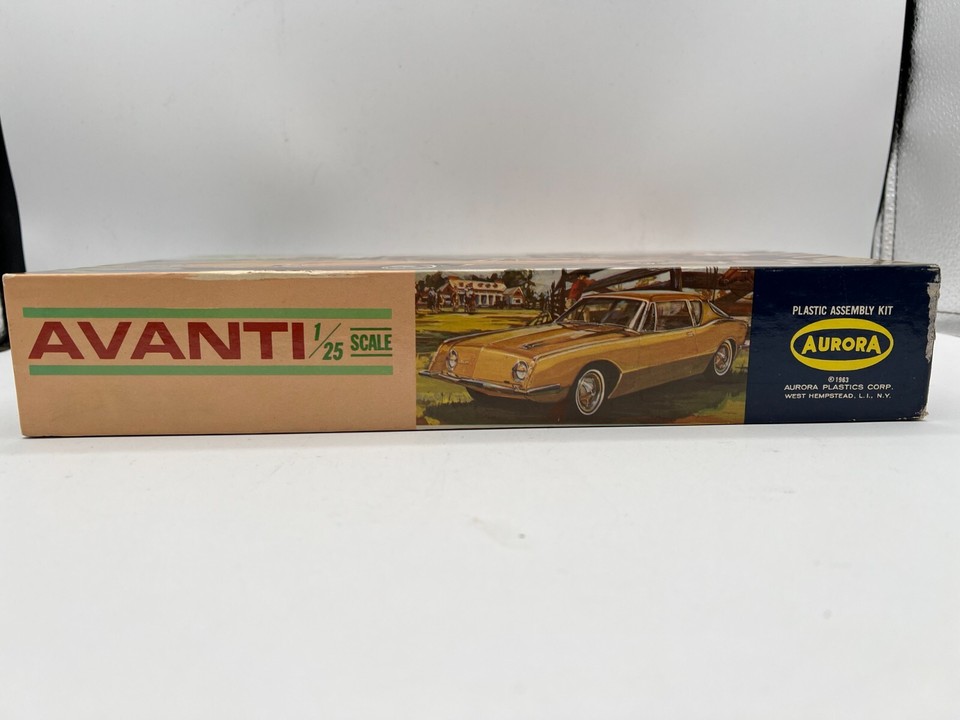 Vintage 1963 Aurora Studebaker Avanti 1/25 Scale Model Kit - 560-198 ...