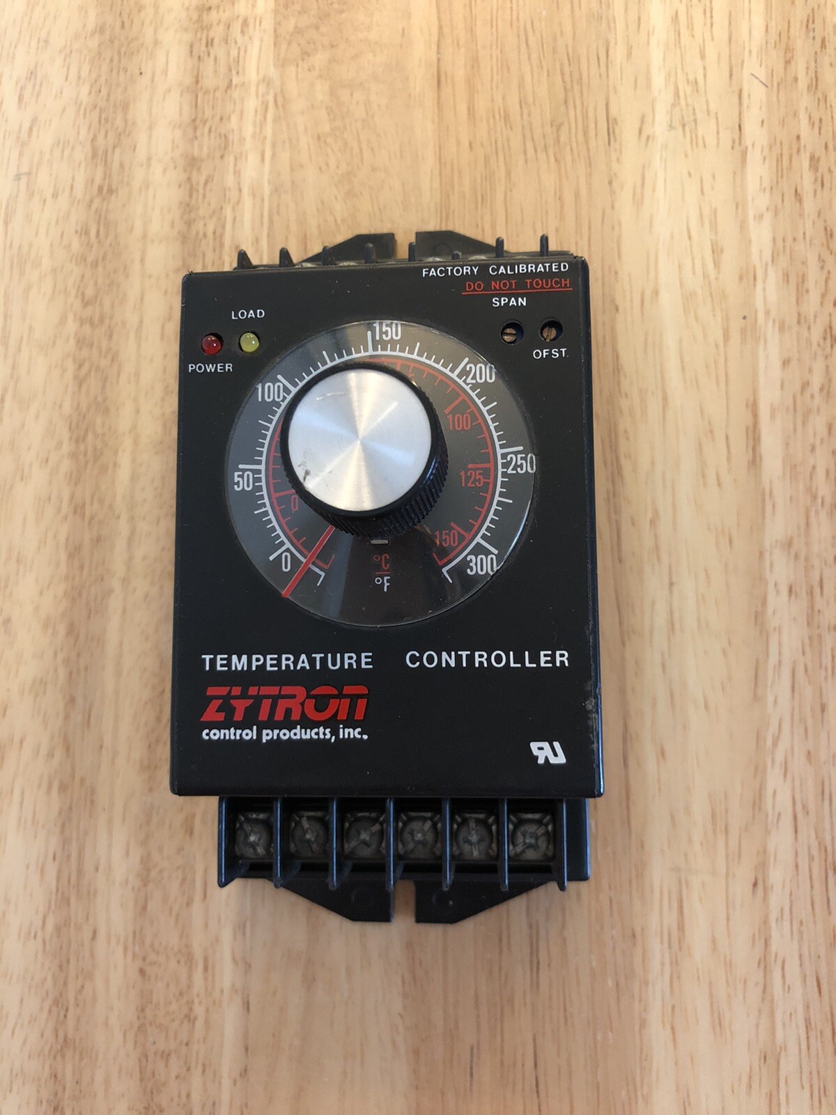 ZYTRON Temperature Controller ZCP 100-8-Z050/BB 45-073 0-300F/150C | eBay