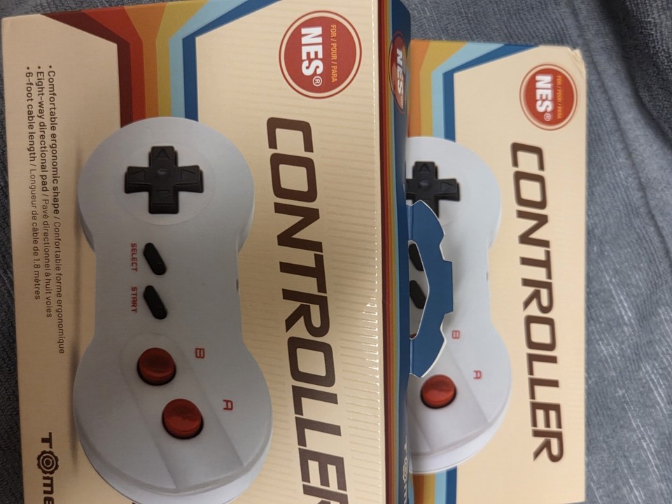 NES Top Loader System With 9 Games, New Controllers, Light Gun Tested ...