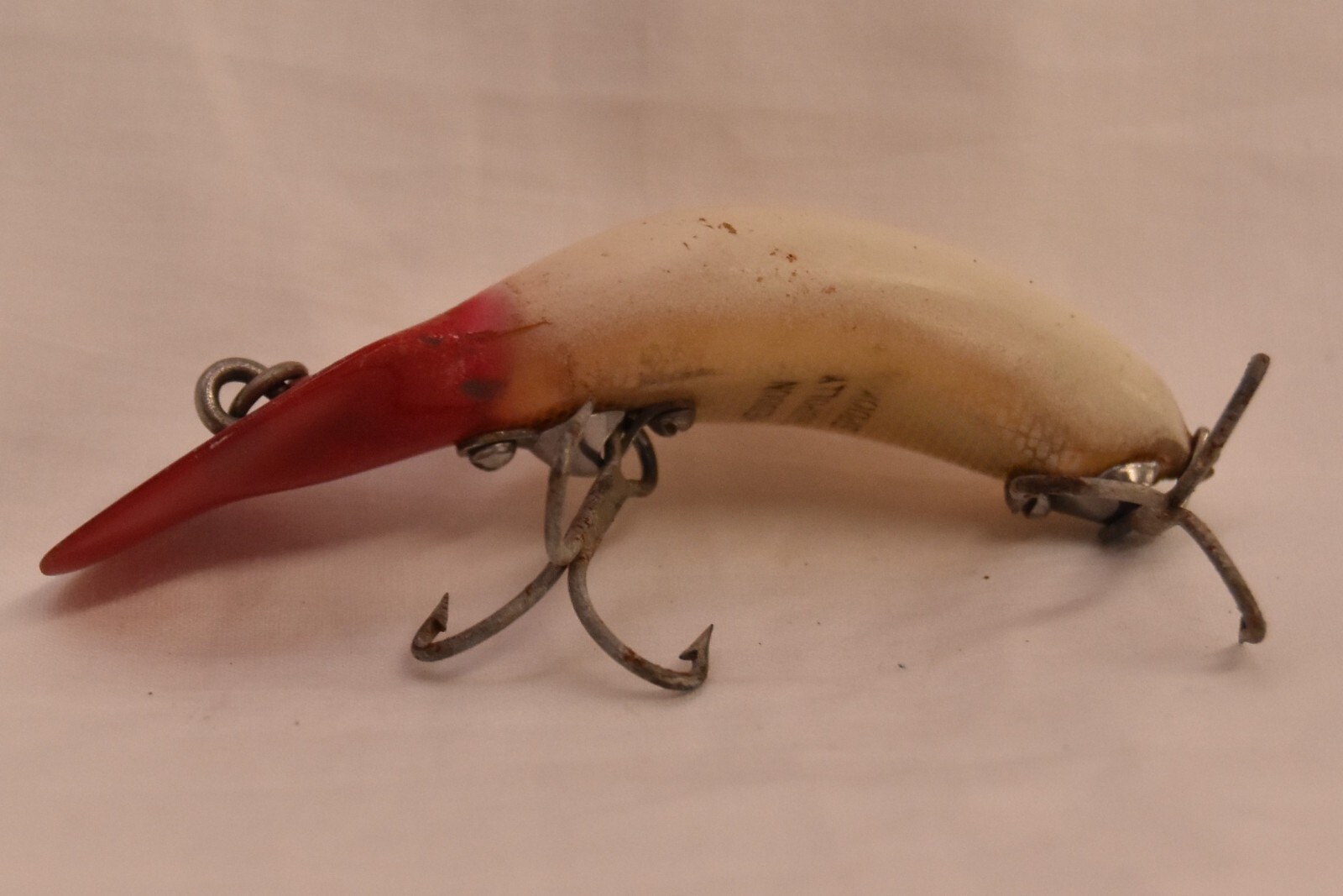 VTG HEDDON 3" TADPOLLY SPOOK White body, Red Head, Gold eyes Fishing ...