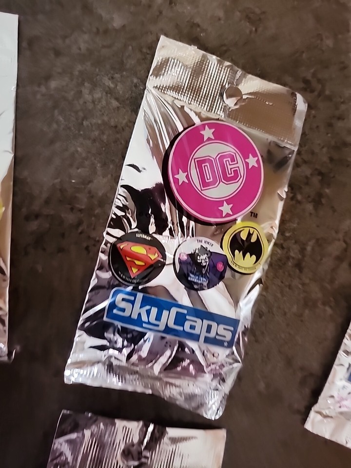 1993 DC Comics Skycaps From Skybox Sealed! Pack Batman, Superman ect Rare!! | eBay