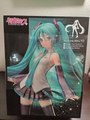 Character Vocal Series 01 Hatsune Miku V3 1/4 Scale Figure FREEing 16.5 ...