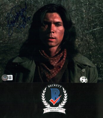 LOU DIAMOND PHILLIPS SIGNED YOUNG GUNS CHAVEZ Y CHAVEZ 8X10 BECKETT BAS ...
