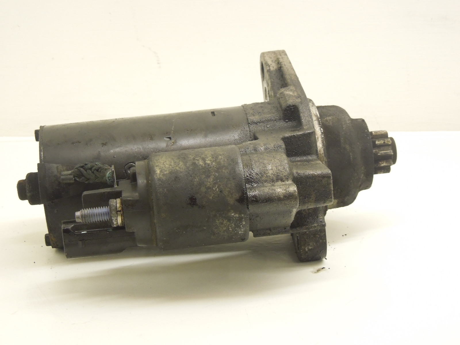 VW Caravelle T5 T5 FL 1.9 TDi Starter Motor 02Z911023F | eBay
