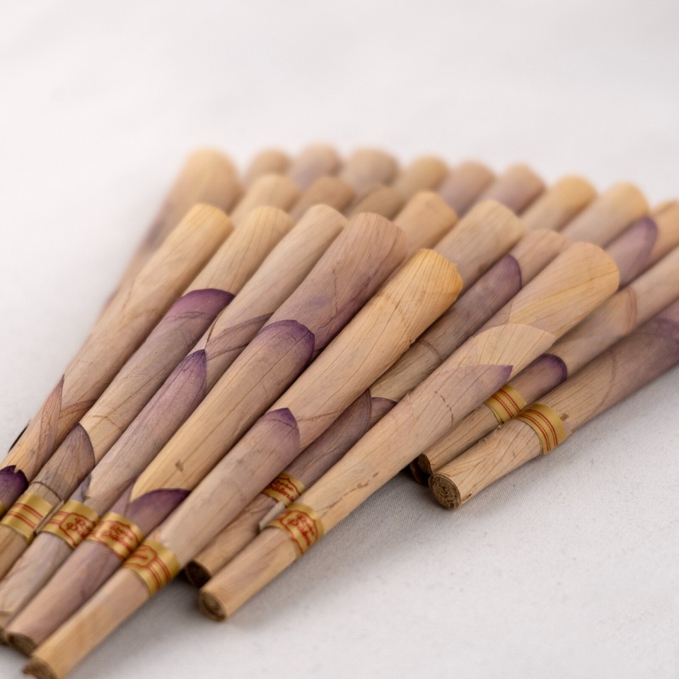 Real Lotus Blue Classic King Size 109mm Pre Rolled Cone Bulk - 25 cones ...