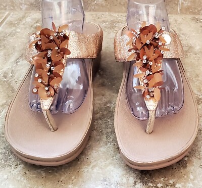 NWOB FitFlops Womens Boogoloo Toe Post Rose Gold Embellished Sandals ...