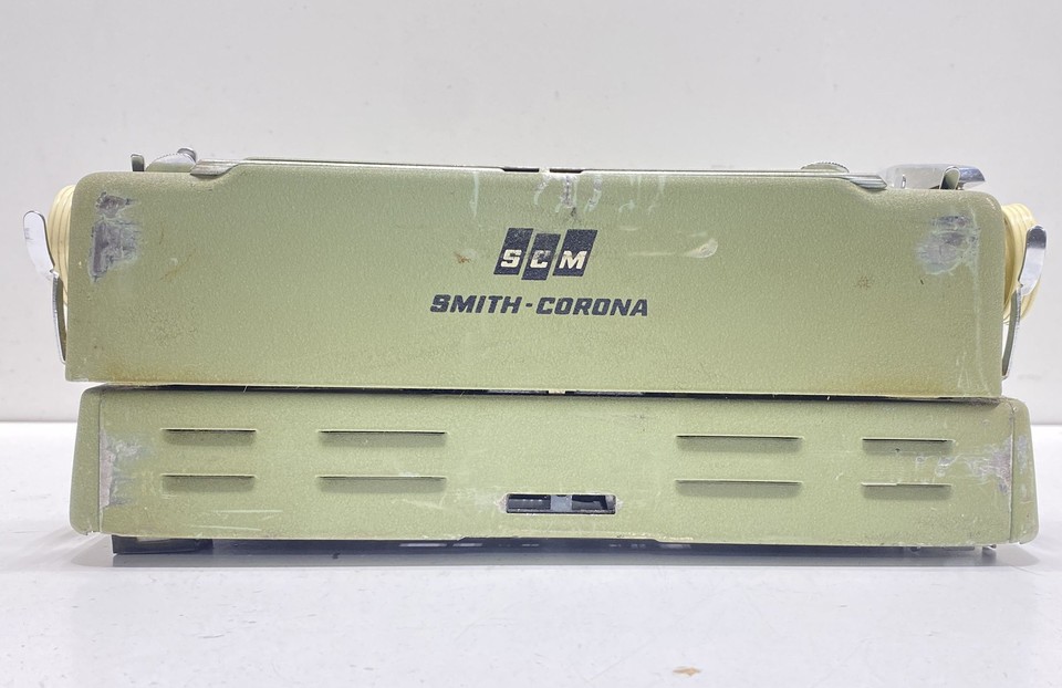 SCM Smith Corona Green Classic Manual Portable Typewriter W Case ...