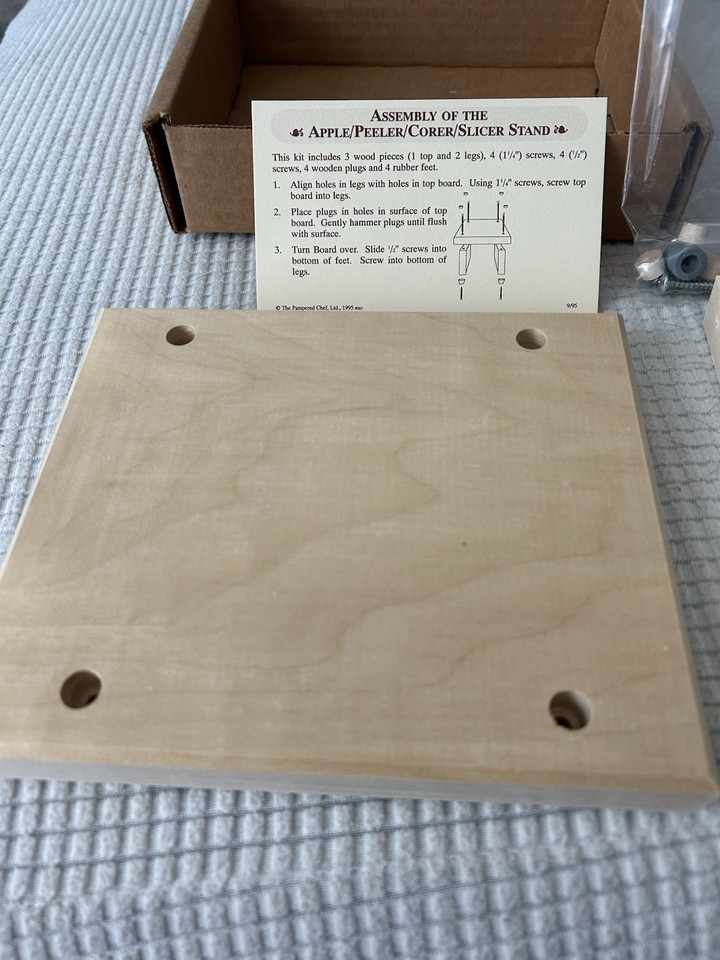 The Pampered Chef Apple Peeler Corer Slicer Stand Assembly Required | eBay