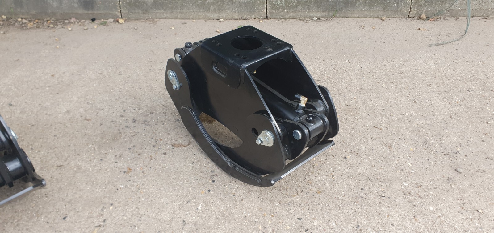 RSL Log timber forestry grab with hydraulic rotator 1 ton capacity Inc ...