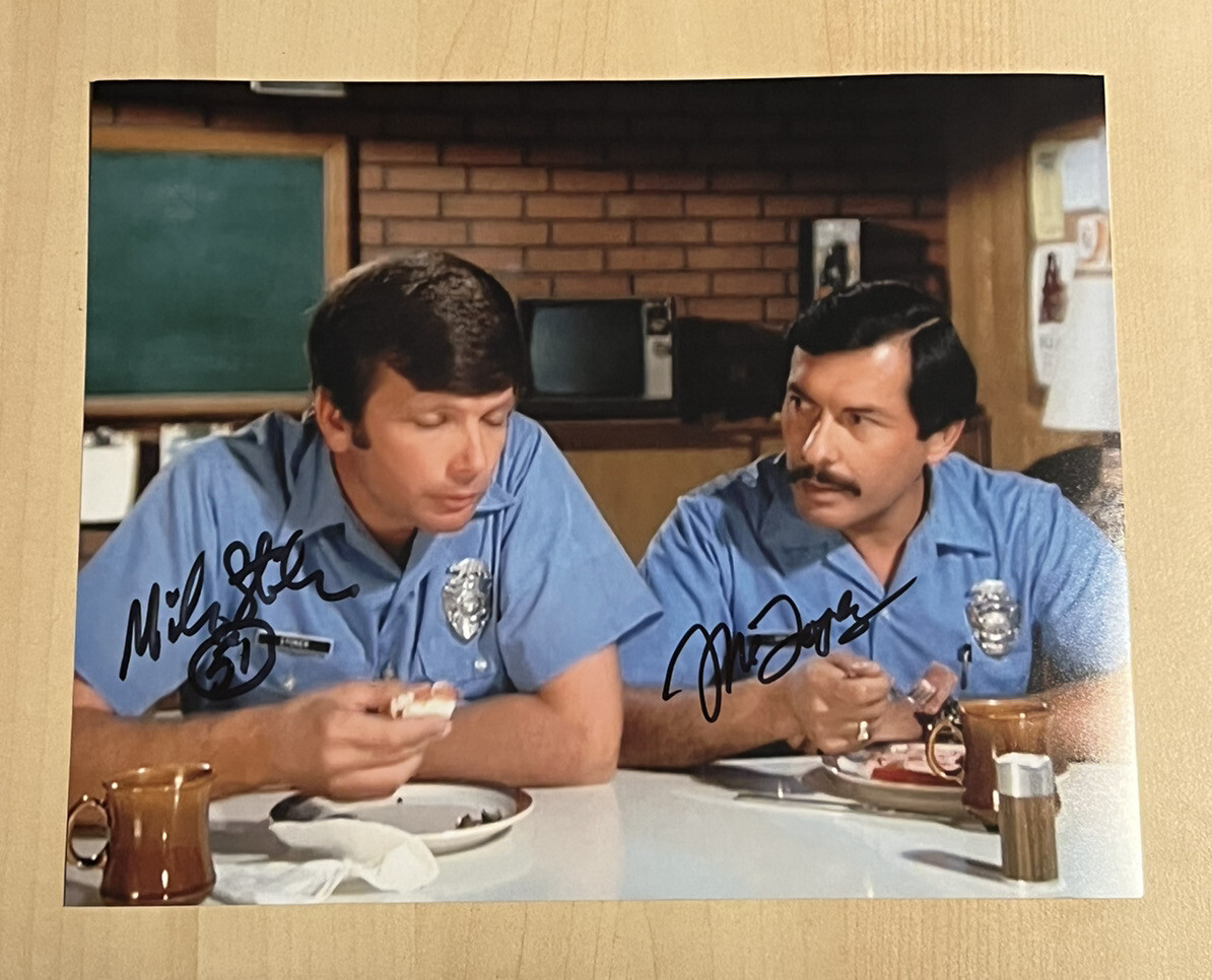 MIKE STOKER & MARCO LOPEZ SIGNED 8x10 PHOTO AUTOGRAPHED EMERGENCY SHOW ...