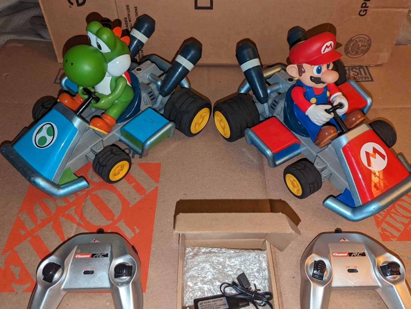 Carrera RC 1/16 Nintendo Mario Kart 7 Set Mario & Yoshi Remote Control ...