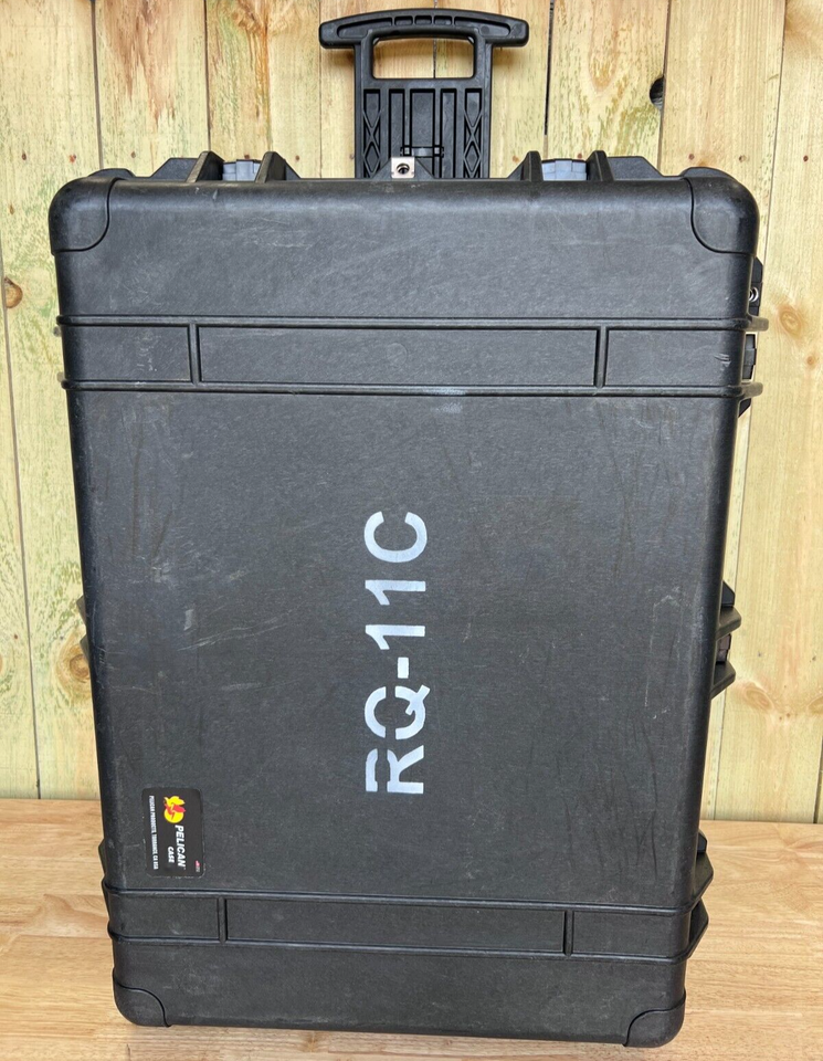 Pelican 1660 Protector Case Black Rolling Waterproof W/ Foam & Divider ...