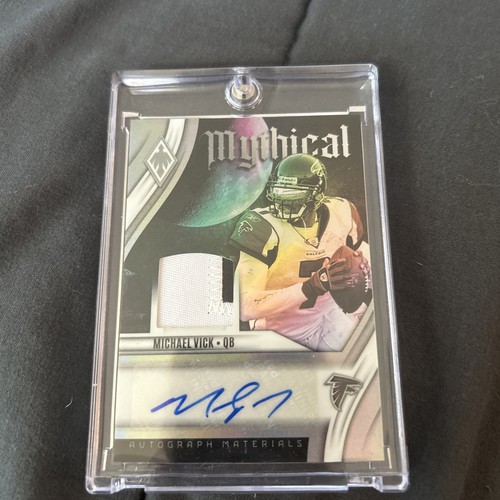 2022 Phoenix Football Michael Vick Mythical Autograph Materials #23/50 ...