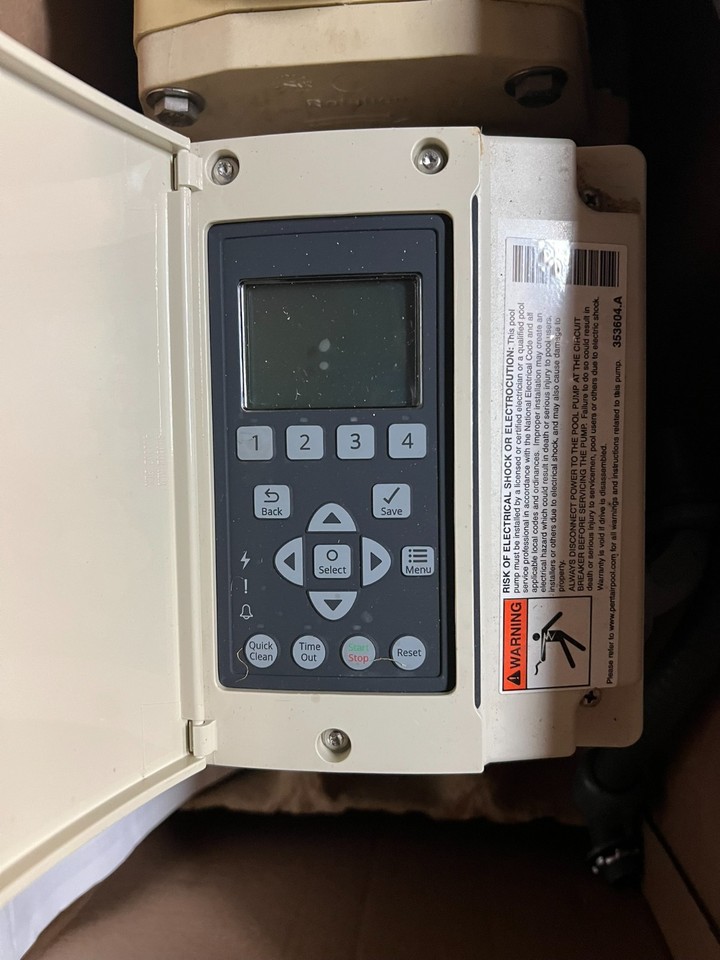 Pentair IntelliFlo VSF 240v Variable Speed Pool Pump - very lightly used | eBay