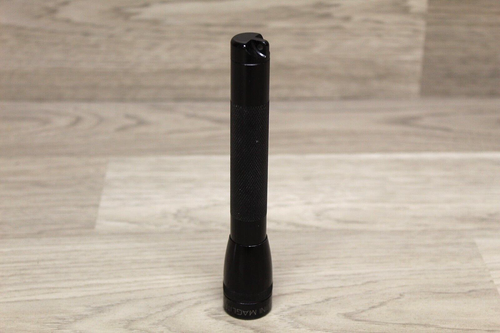 MAGLITE Mini Mag Incandescent 2 Cell AA Flashlight Spare Bulb Tested ...