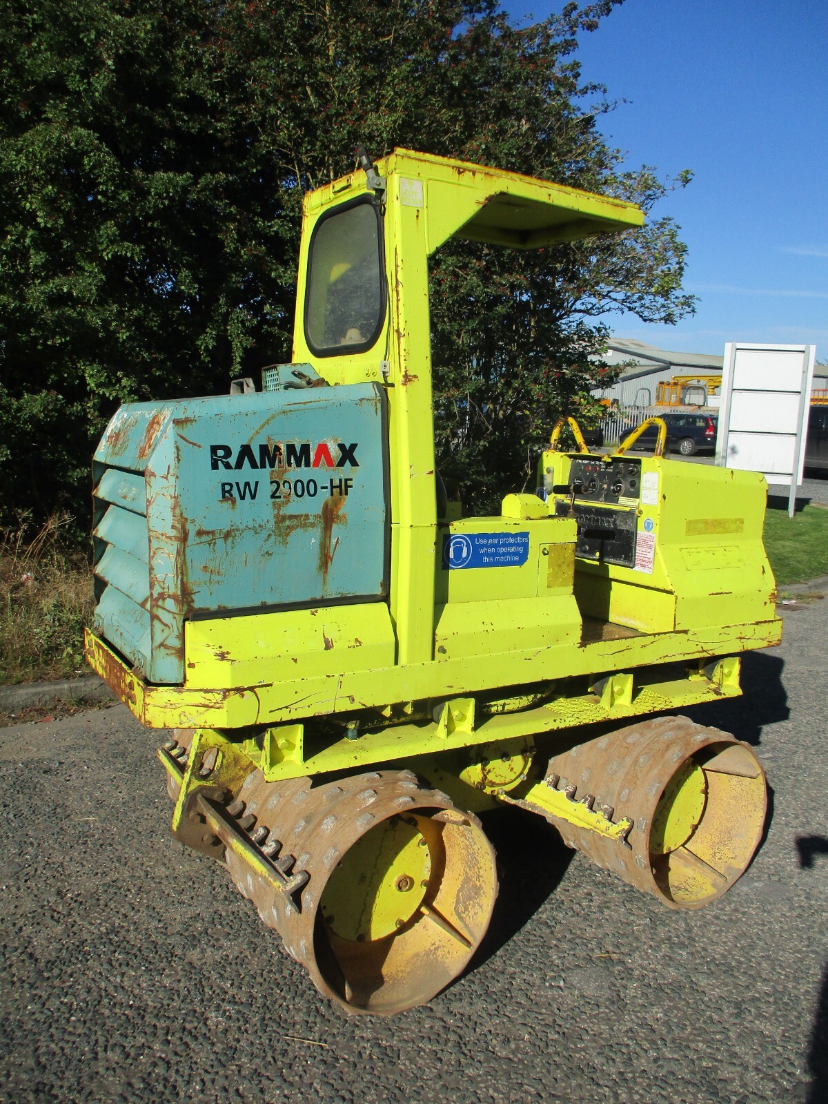 Rammax RW2900 trench vibrating roller ride on Benford Terex 120 100 80 ...