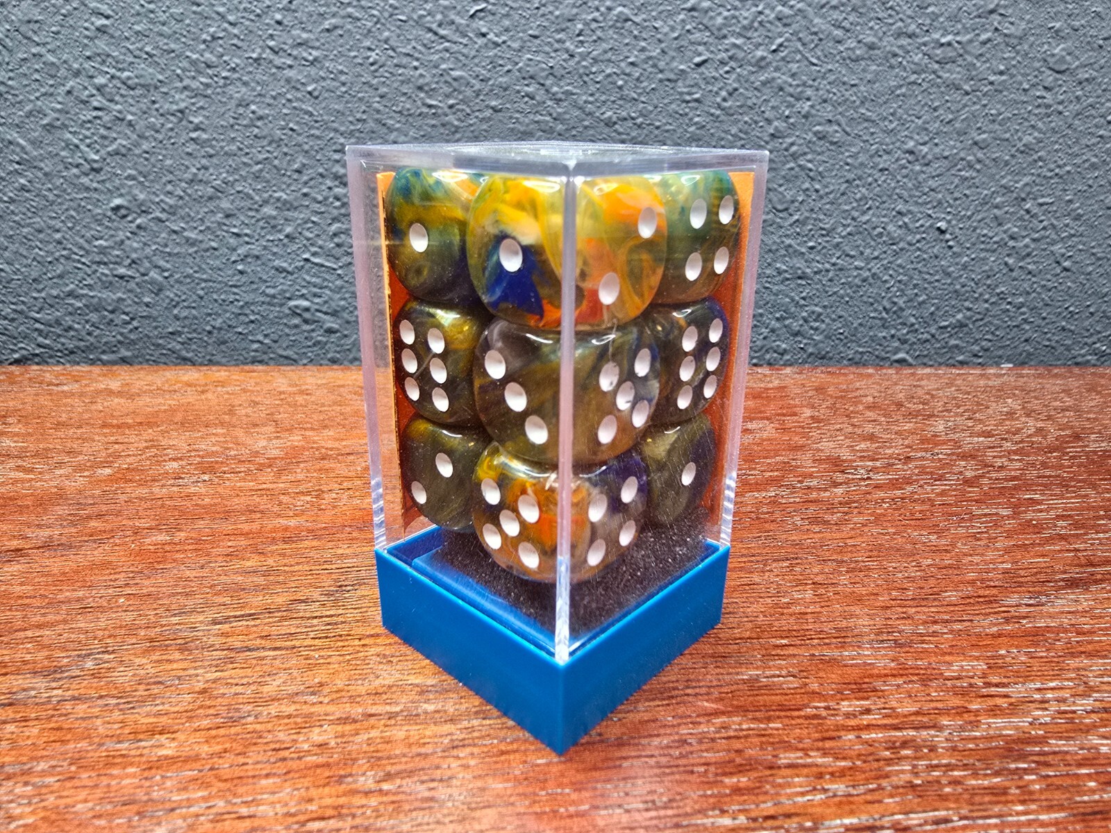 Chessex Festive Autumn/white CHX30002 16mm D6 12pc Dice Set OOP ...