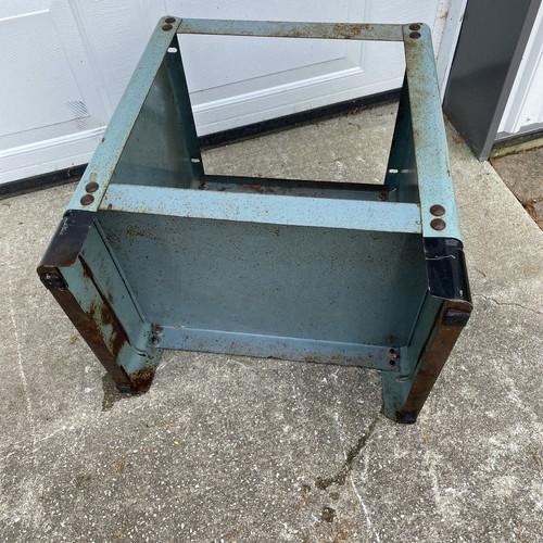 Delta Table Saw Md 34-670 Base Stand Top 19 by 16 3/4" 22" high EM-98 ...