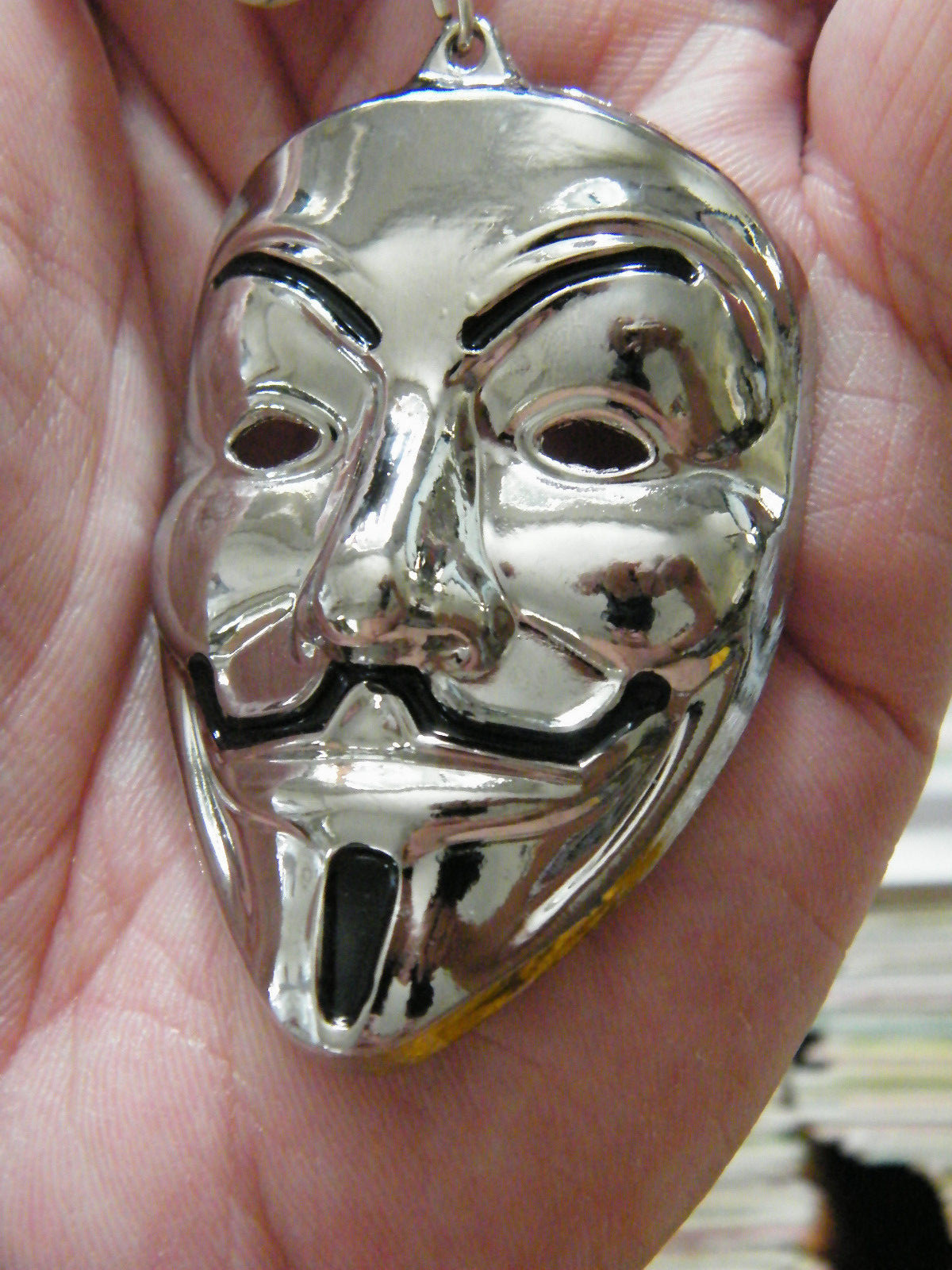 Vendetta Necklace David Lloyd V Silver MASK Big Pendant 23" Silver ...