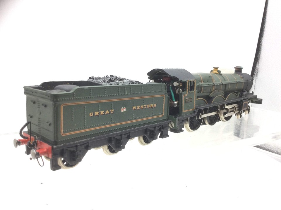 Wrenn OO Gauge GWR Green Castle Class 4098 Kidwelly Castle (Respray ...