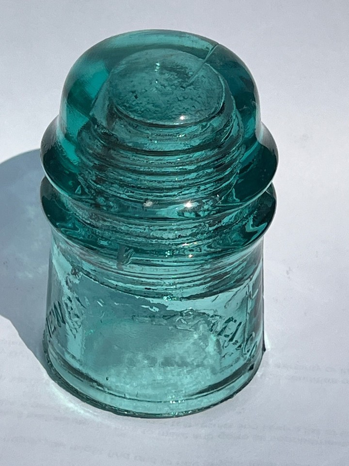 CD 121 NEW ENG. TEL. & TEL. CO. GLASS TELEPHONE TOLL INSULATOR, VNM+ ...