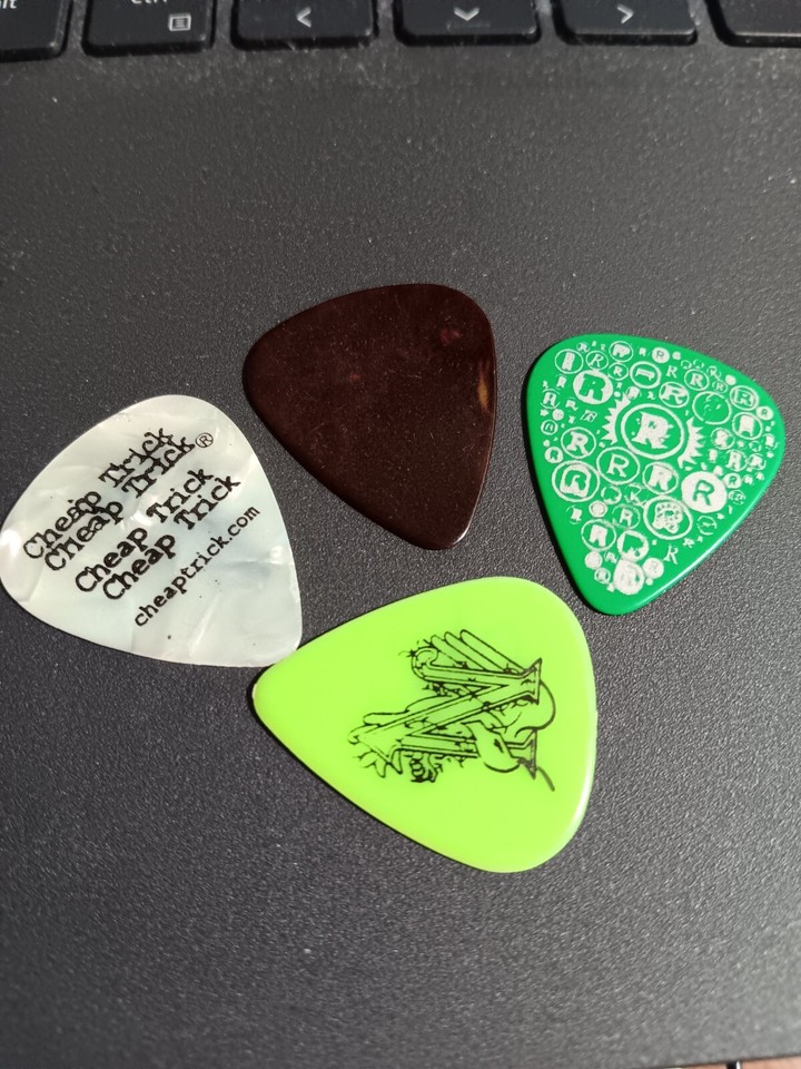 Cheap Trick guitar picks (3) Gunner Nelson (1) | eBay