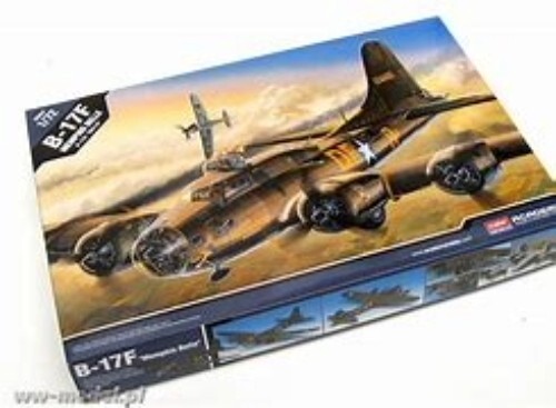 Academy B-17F Bomber Memphis Belle Plastic Model Kit 1:72 Scale WWII ...