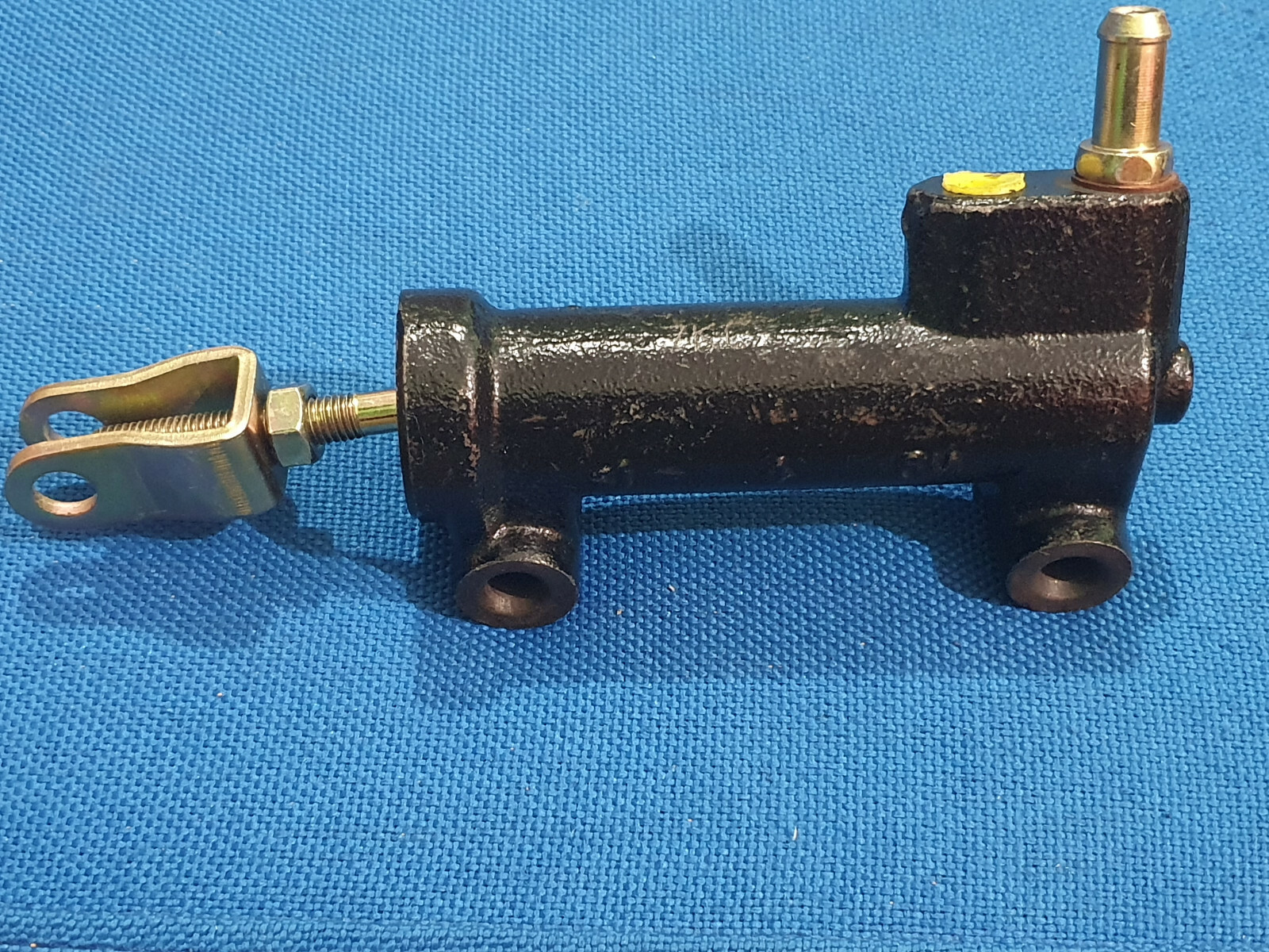 MITSUBISHI FUSO CANTER FE434 FE444 CLUTCH MASTER CYLINDER ASSY NEW | eBay