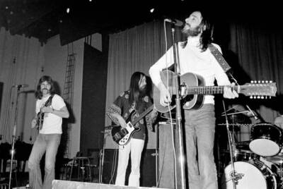 Ray Jackson Rod Clements and Alan Hull of Lindisfarne perform on s- Old ...