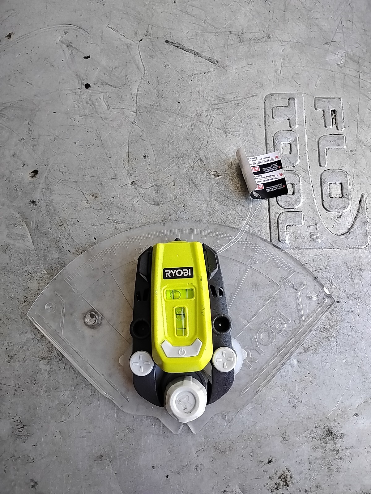 Ryobi Multi Surface Laser Level ELL1750 ID - Multiple Mounting Options ...