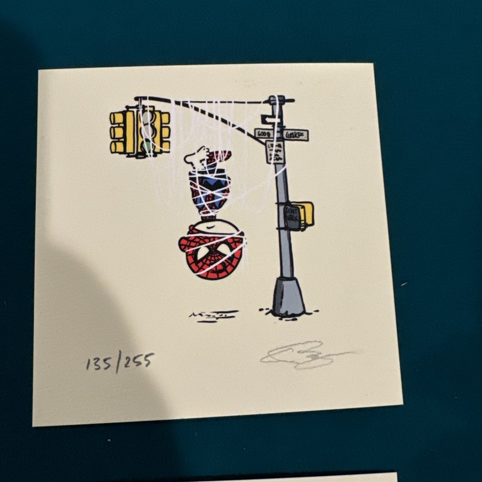 Raid71 Peanuts Charlie Hero Brown Snoopy Print Set Avengers Thanos ...