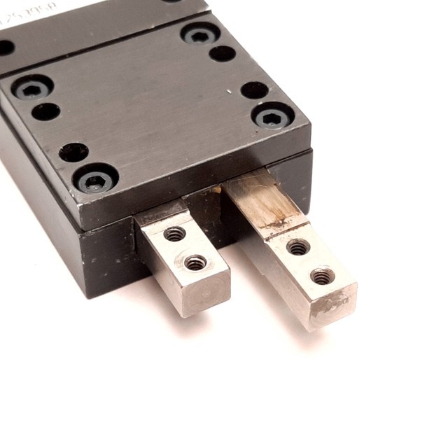 LOT of (2) phd Double Rod Pneumatic Escapement Gripper 160 series 16002 ...